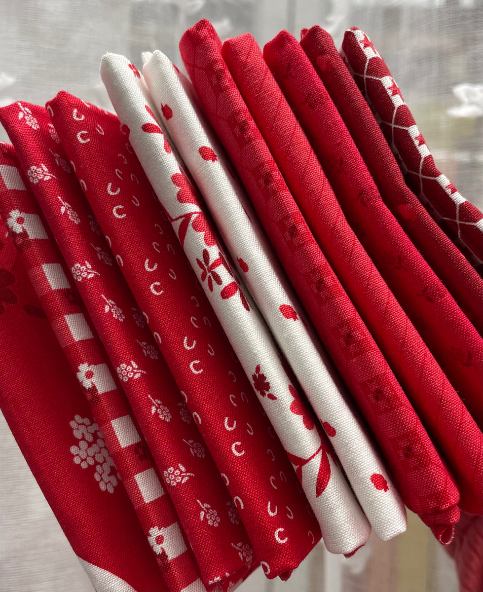 Cheerfully Red Red FQ Bundle (11) - Riley Blake Design – Rainbow Stash