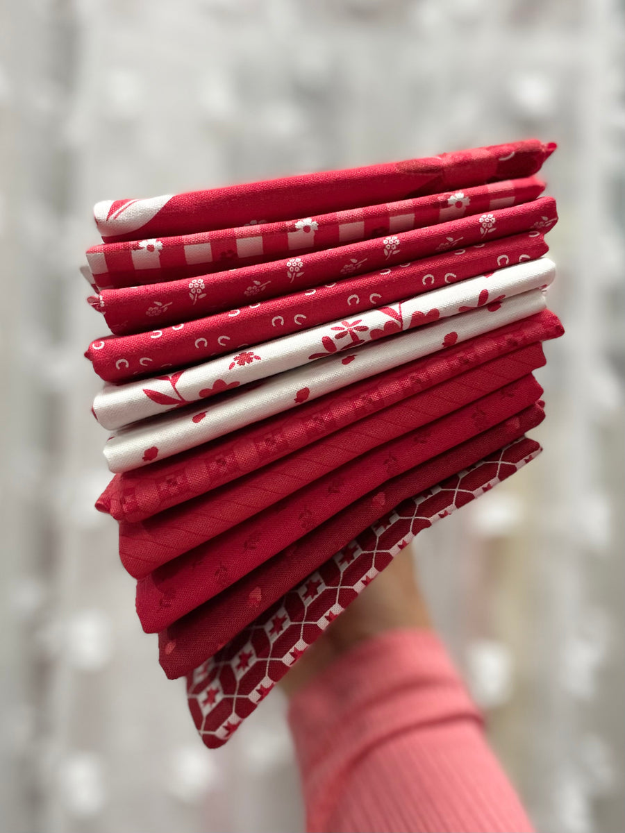 Cheerfully Red White FQ Bundle (10) - Riley Blake Design – Rainbow Stash